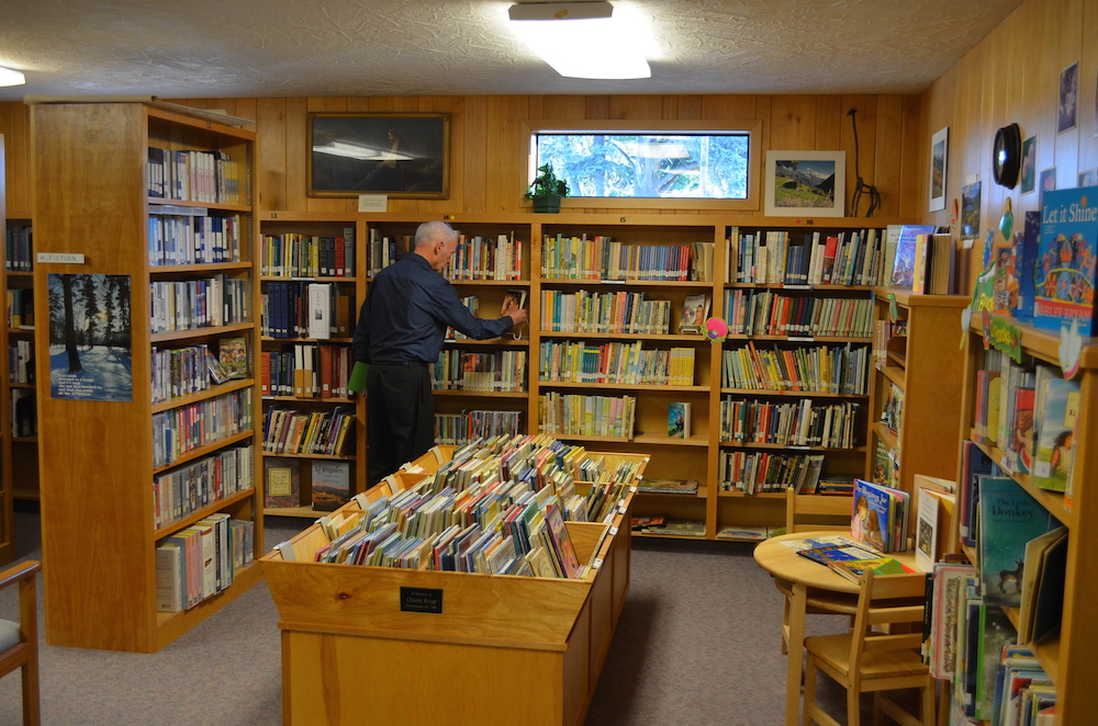 Church Library Zion Mennonite Church